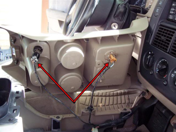Remove / Install 2002-2005 Ford Explorer Center Console - The Ranger ...