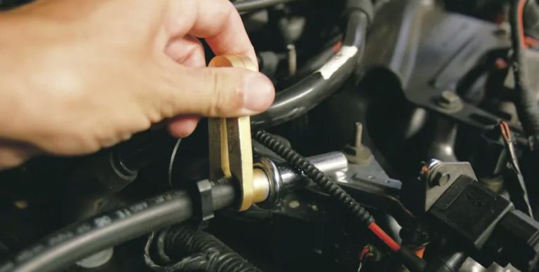 Disconnecting Ford Fuel Lines - The Ranger Station