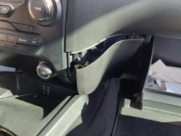 AOB Ford Ranger Switch Panel Install - The Ranger Station