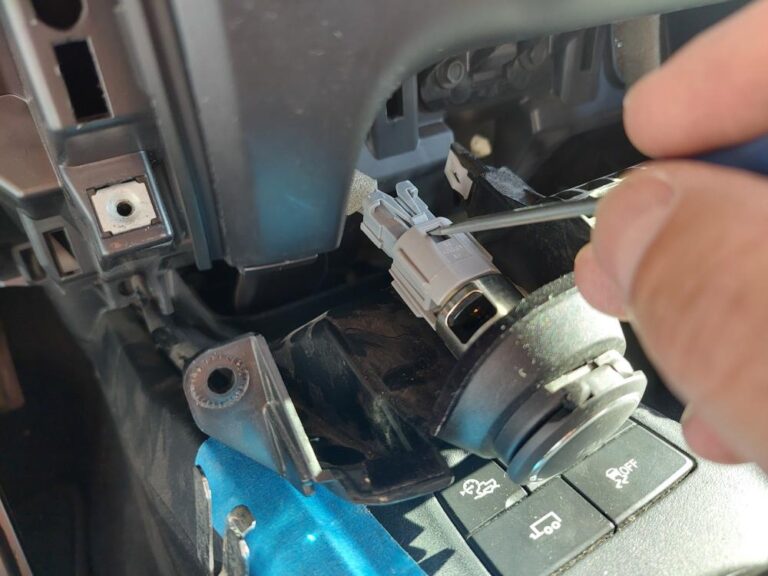 AOB Ford Ranger Switch Panel Install - The Ranger Station
