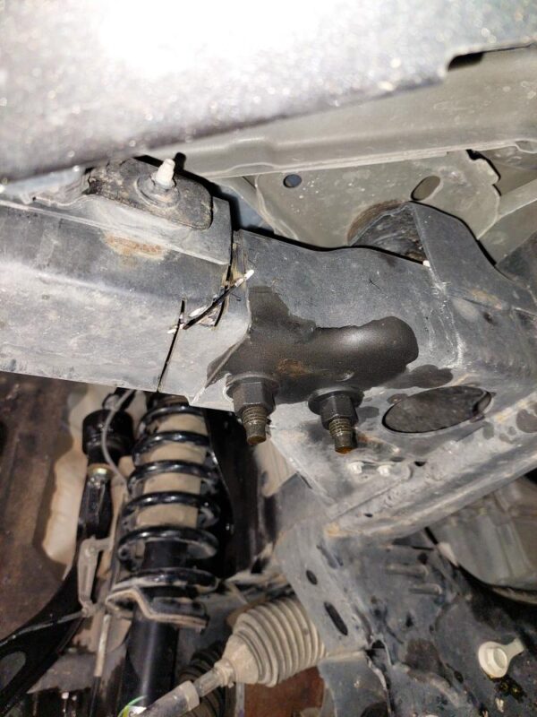 Installing Readylift Intrusion Bars - The Ranger Station