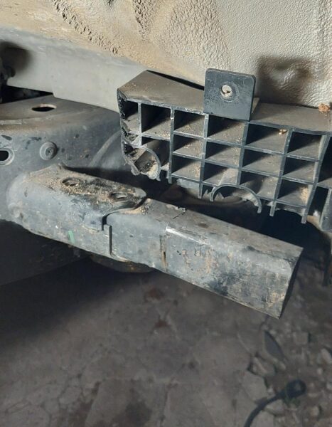 Installing Readylift Intrusion Bars - The Ranger Station